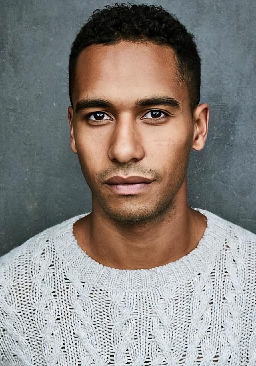 艾略特·奈特 - 快懂百科