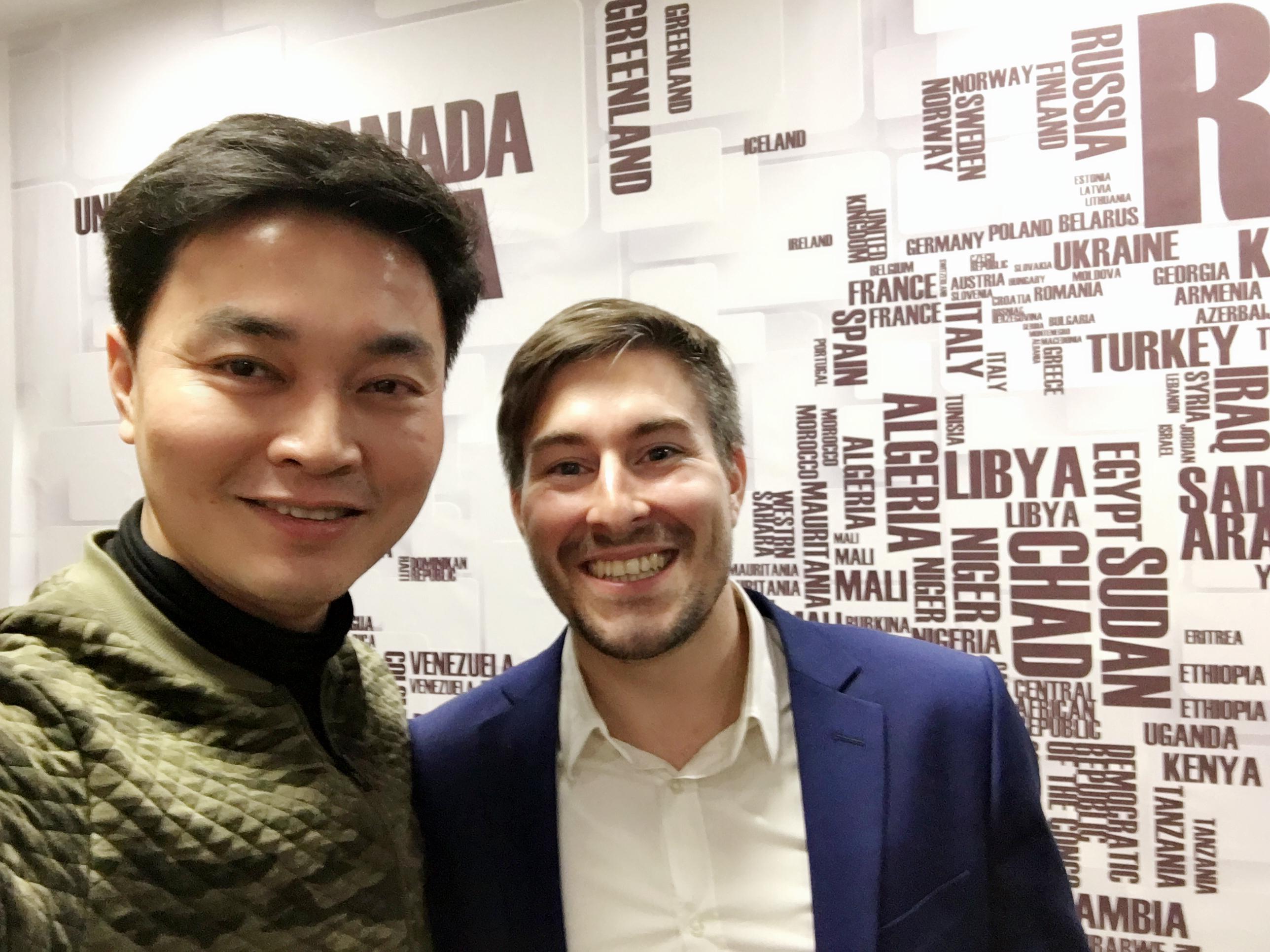 饶舜英语访谈 - 快懂百科